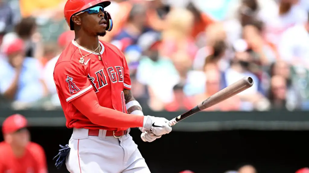 Arkansas Razorbacks: Former MLB Player Commits To Football Program ...