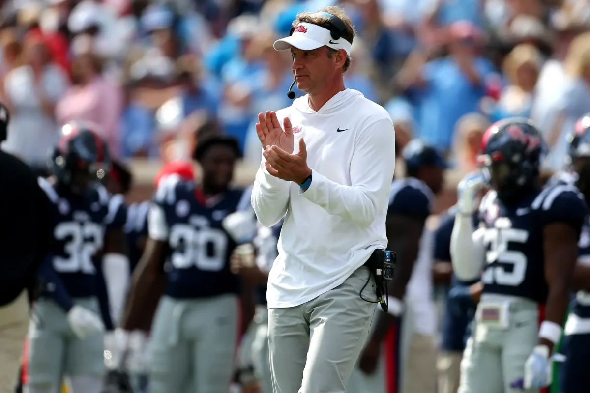 "Boyfriend Vs. Father" Lane Kiffin’s Daughter Goes Insanely Viral For Her Outfit Choice At Ole ...