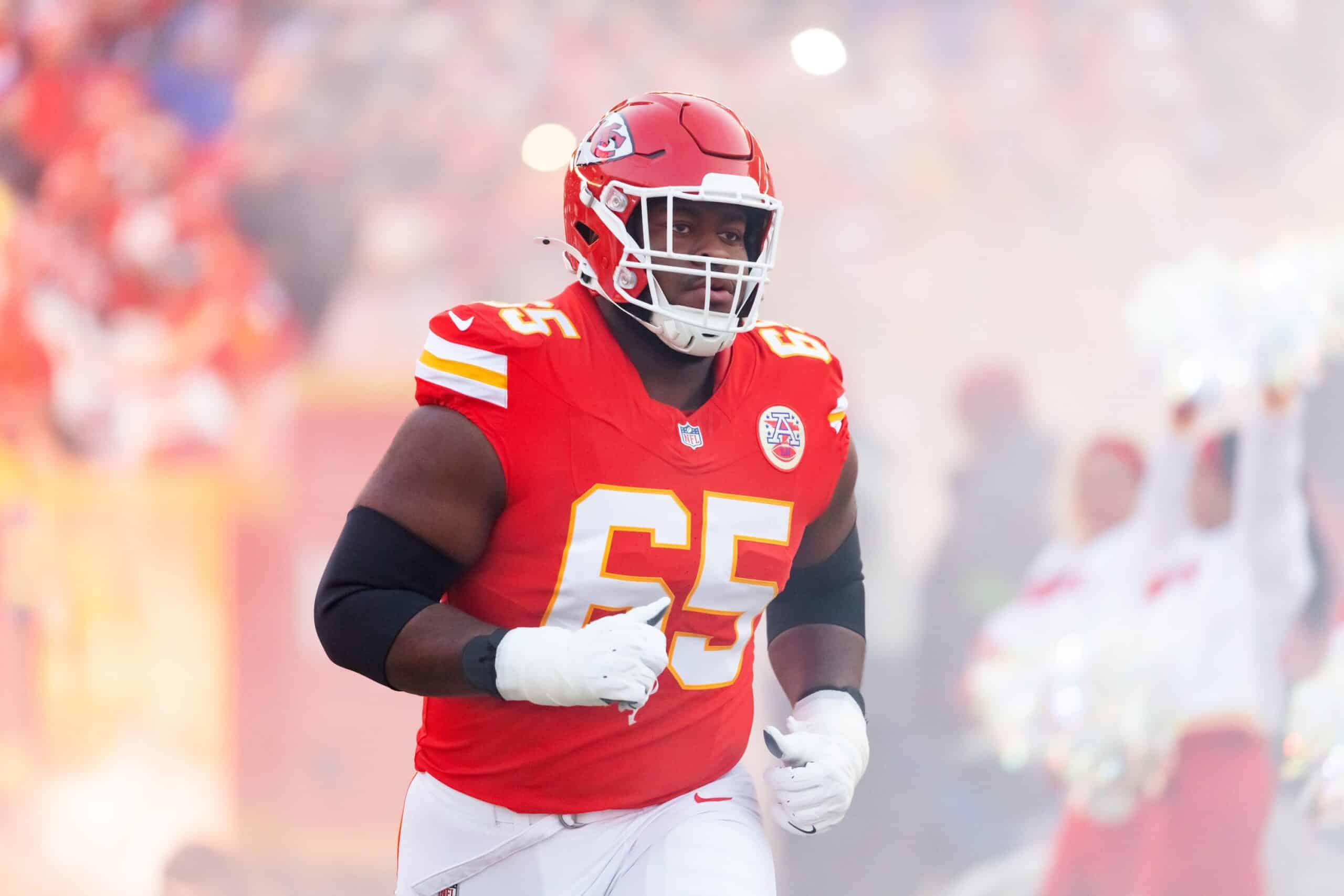 Kansas City Chiefs Offensive Lineman Ruled Out For 2nd Half Vs ...