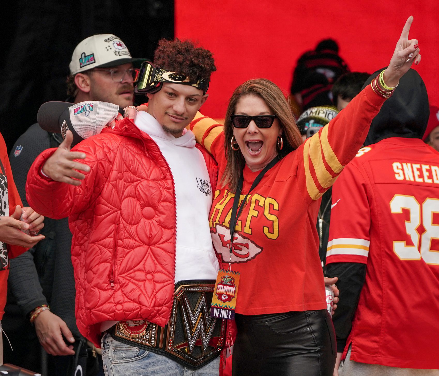 Patrick Mahomes’ Dad Pat Shows Off Rare Pic Of Second Wife Trisha While ...