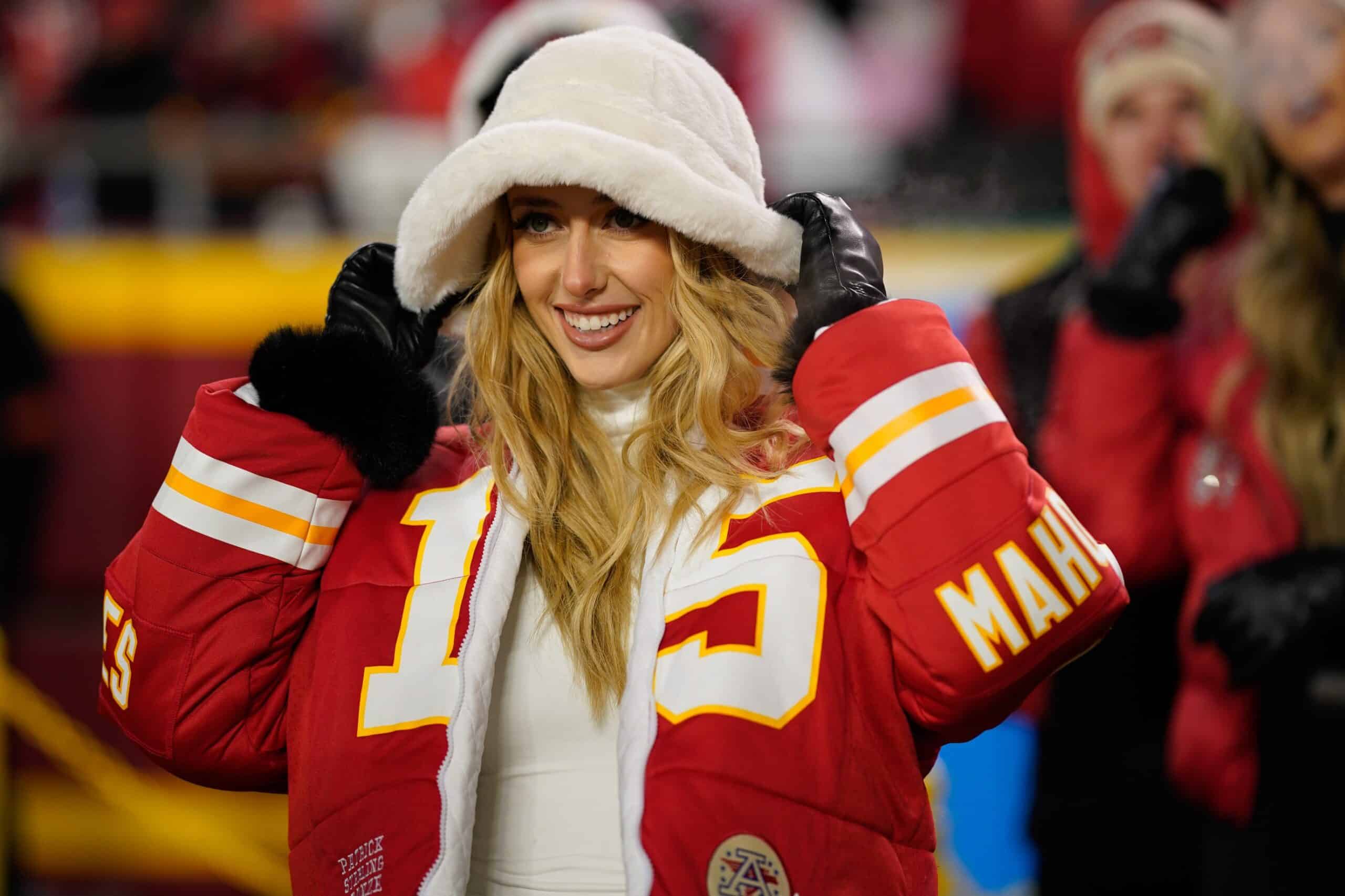 LOOK: Brittany Mahomes Rings In 30th With Private Jet Trip After ...