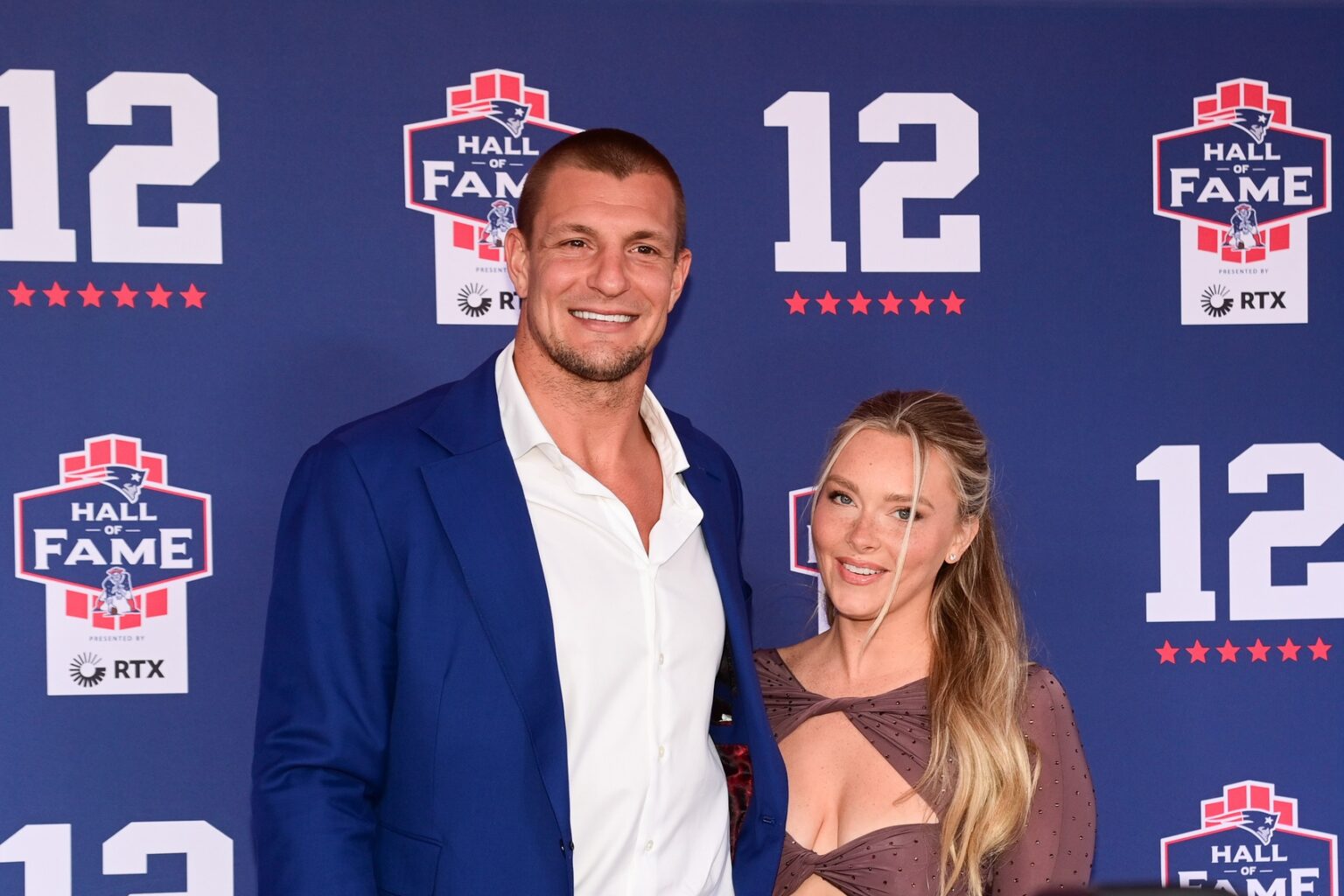 LOOK: Rob Gronkowski Pairs Up With GF Camille Kostek With White Fashion ...
