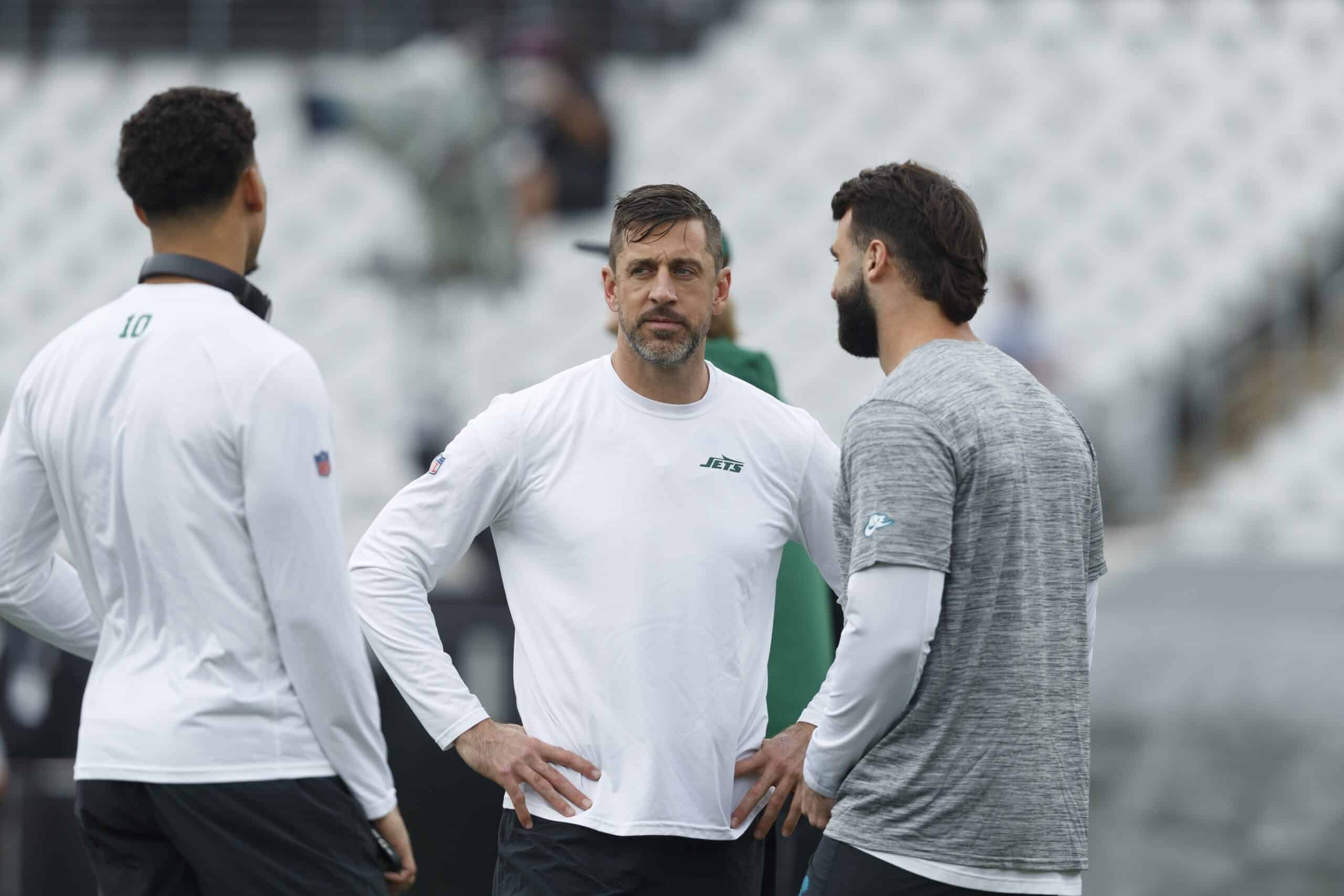 Breaking: Aaron Rodgers Finally Signs With New Team In Shocking Move ...