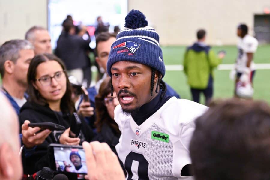 NFL Analysis Flags Patriots' Gamble On Stefon Diggs--Here's Why It's A Risky Move