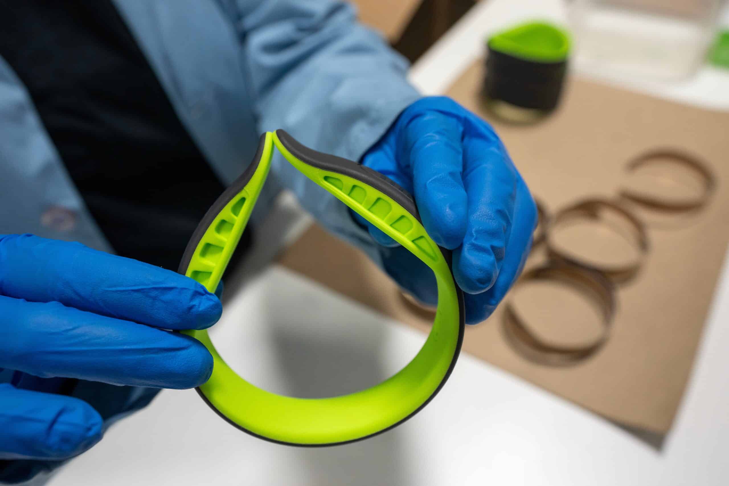 What’s That Weird Band Around NFL Players’ Necks? Inside The Game ...