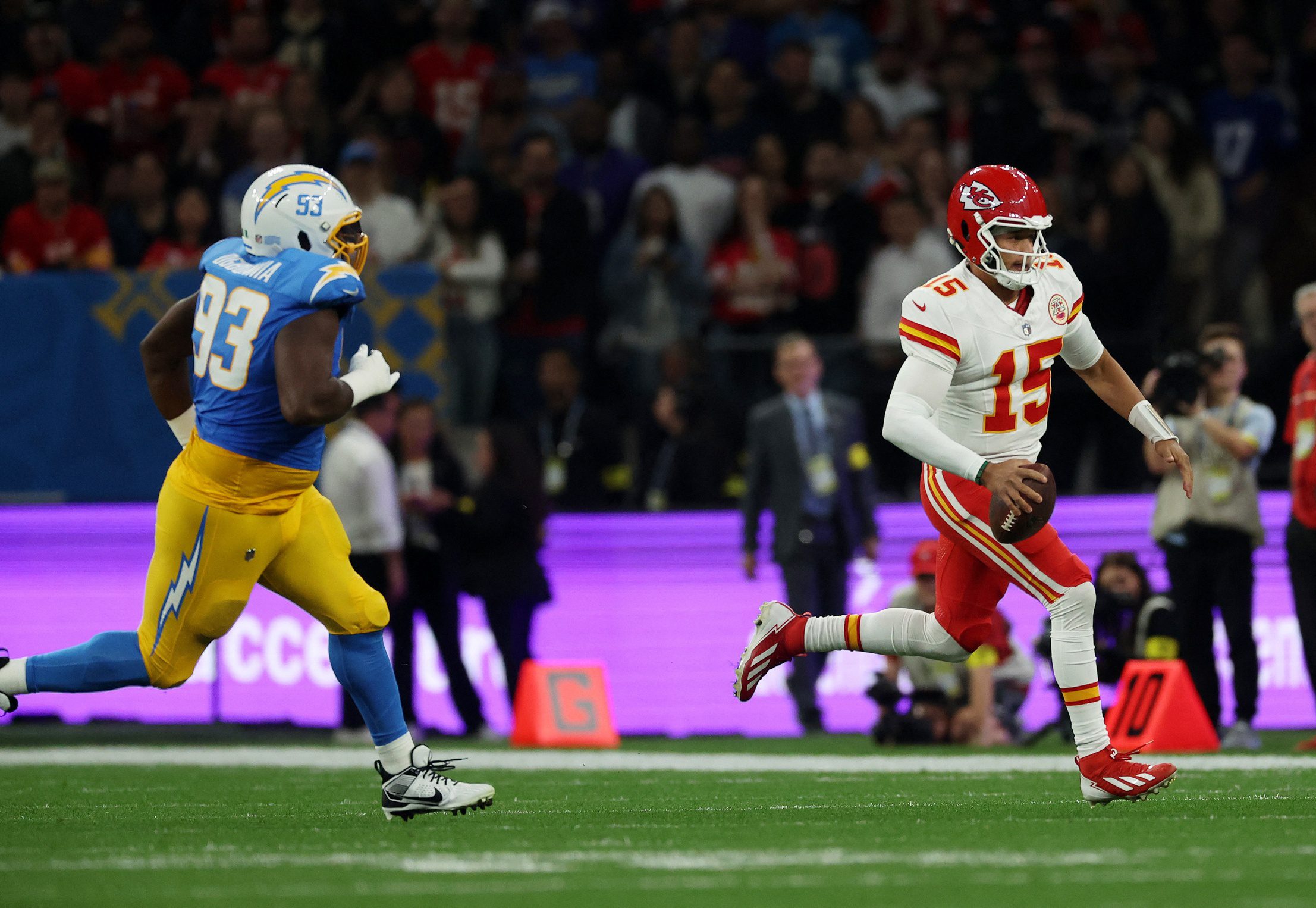 Top 10 NFL Teams After Week 1: Chiefs Drop, Chargers Move Up - Gridiron ...