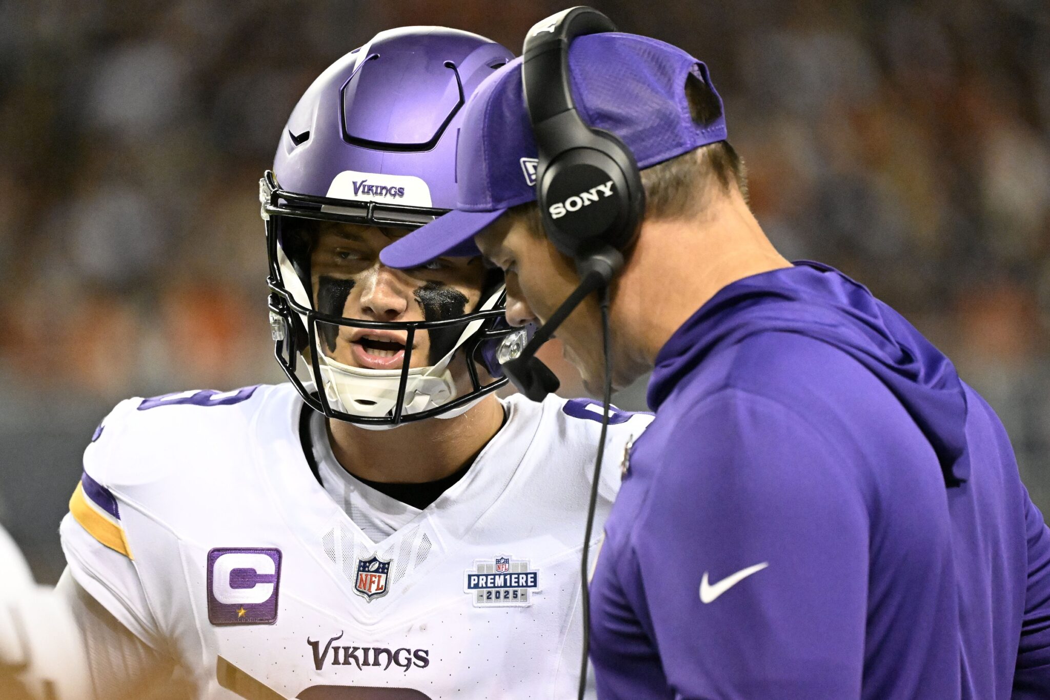 Kevin O’Connell Told J.J. McCarthy THIS At Halftime — Vikings Fans Can’t Stop Talking About It ...