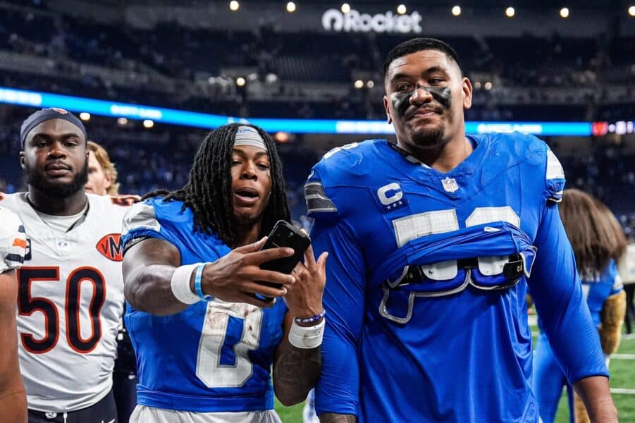 Jahmyr Gibbs’ GF Nicole Anderson Shows Off Matching Sky Blue Tracksuit ...