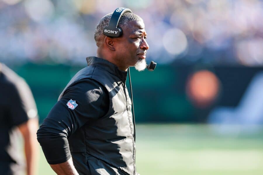 "This Is Bad" Fans Explode Over Jets WR's Sideline Fight With Coach ...