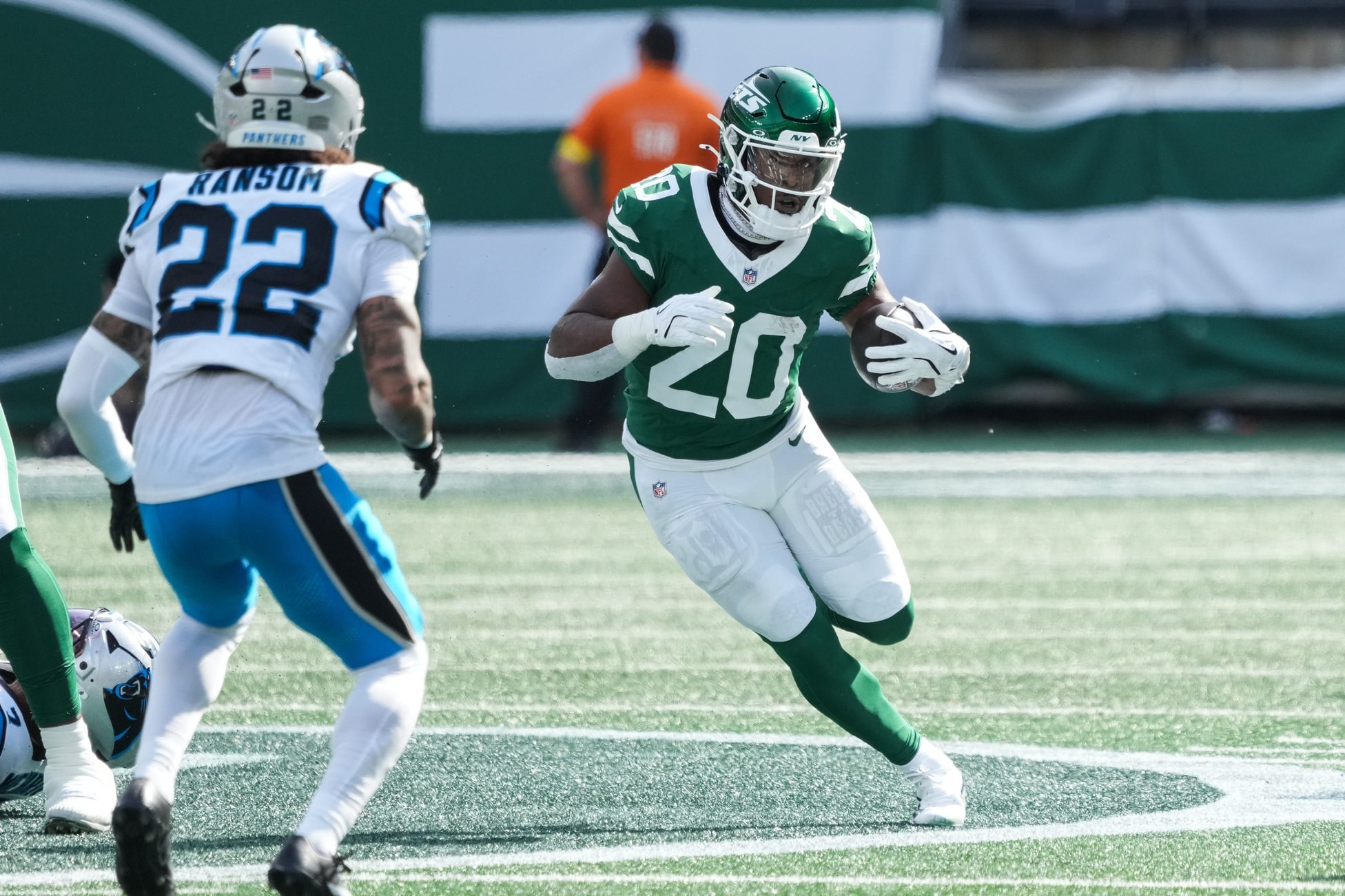 "He Wants To Stay With The Jets": NFL Insider Lists New York Jets RB ...