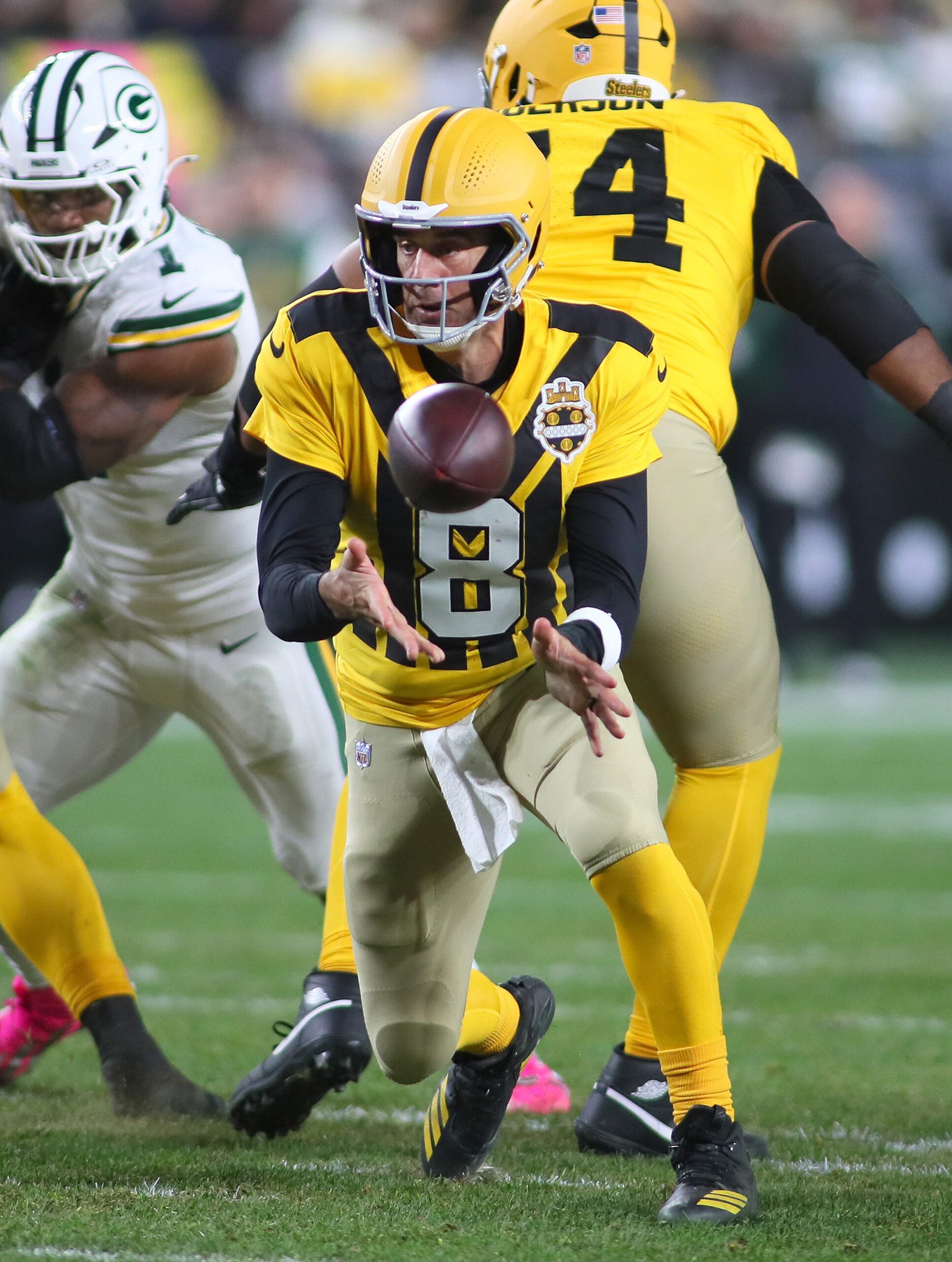 "You Don't Think Making A Change": Aaron Rodgers' Strong Message Amid ...