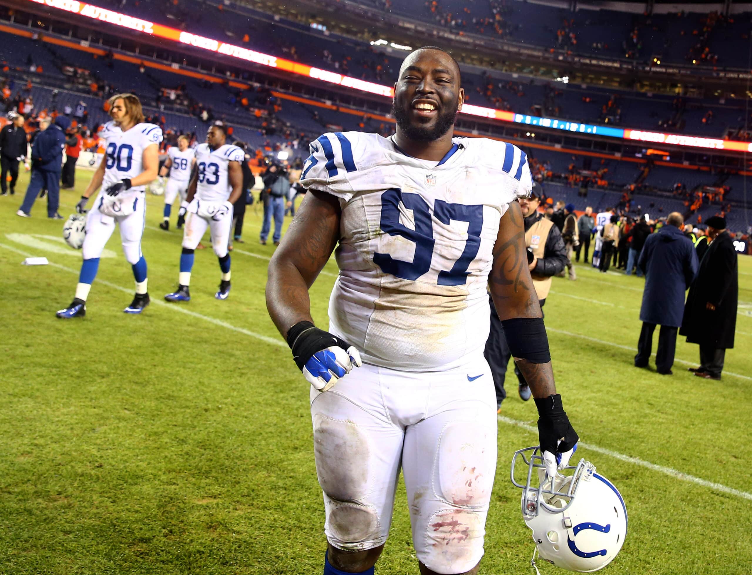 Arthur Jones Dead At 39: Syracuse Star, Ravens Champion