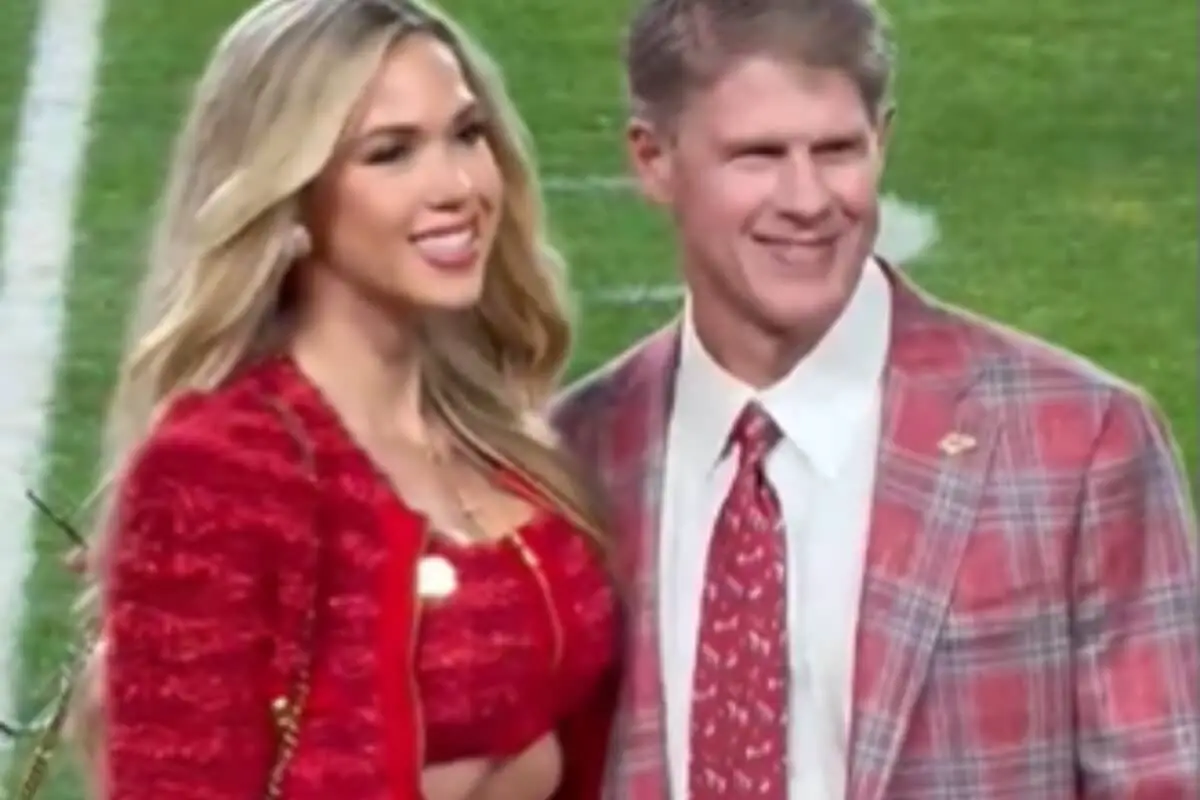 “No Reason To Suck Her Stomach In Like That”: NFL Fans Go Off On Chiefs ...