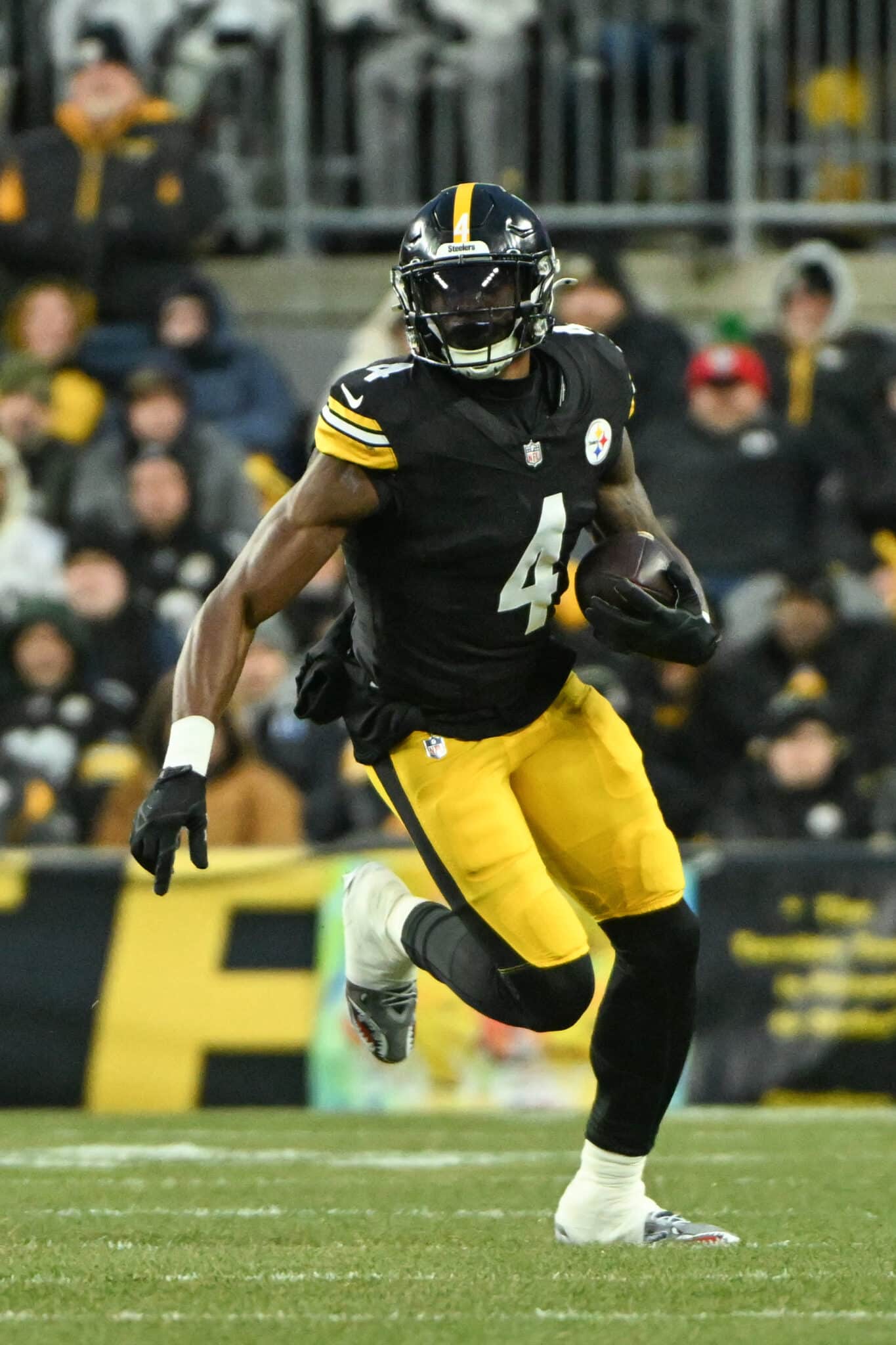 Fan Footage Reveals What Sparked DK Metcalf's Altercation With Lions ...