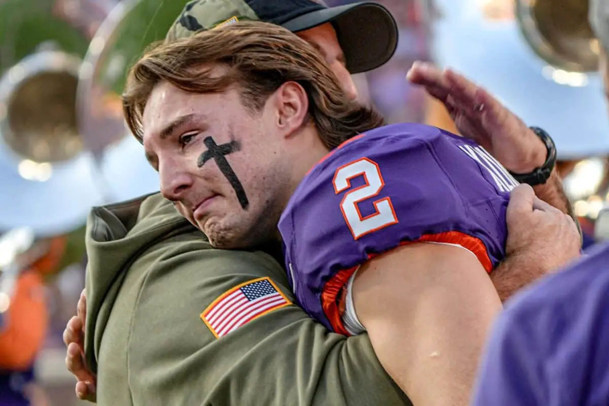 Emotional Moment As Cade Klubnik Breaks Down In Tears While Discussing ...