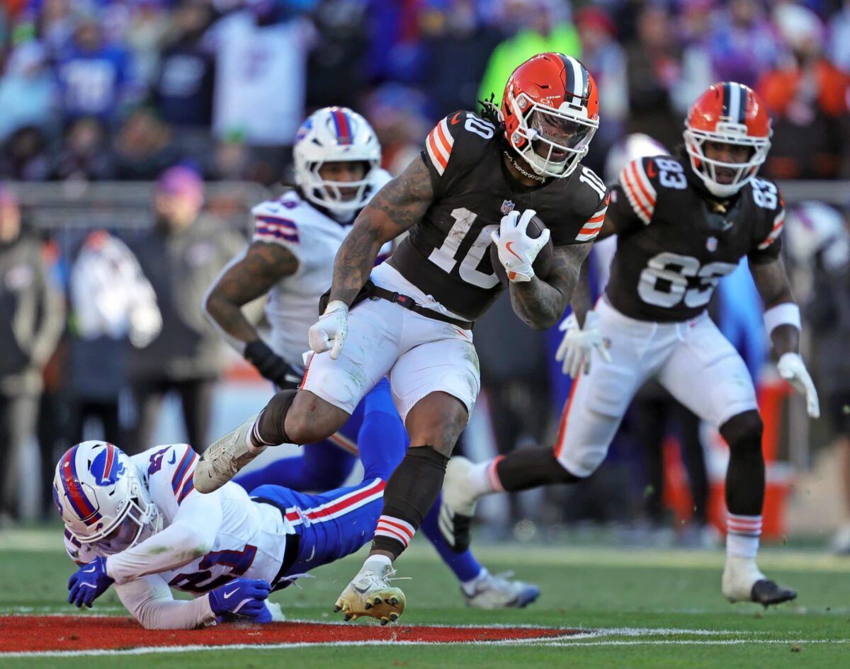 "Back Practicing In...": Cleveland Browns Share Offensive Weapons ...