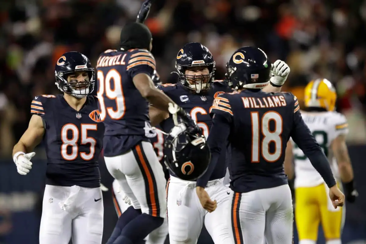 "You See Him Make Plays": Former NFL Head Coach Compares Chicago Bears ...