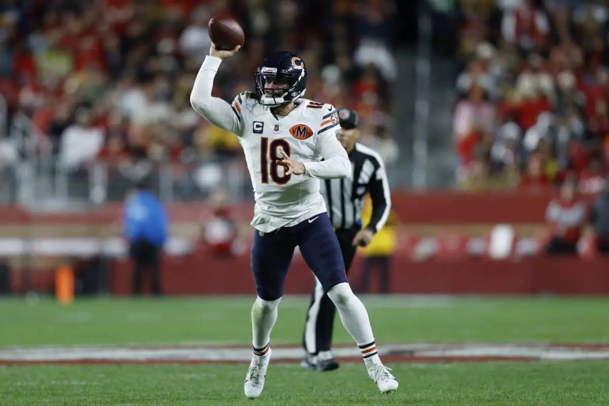 Caleb Williams Goes Viral For Awesome Shoutout During Bears-49ers Game