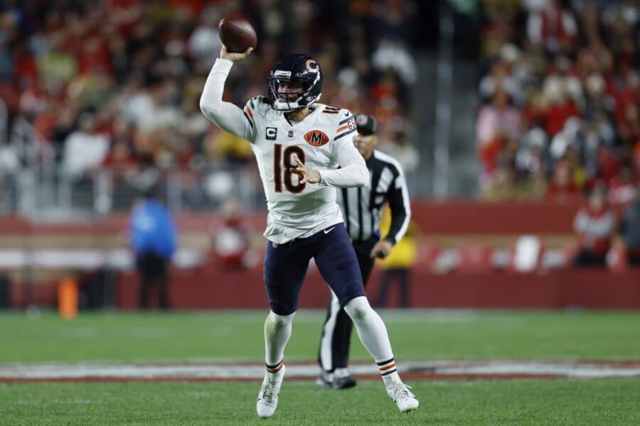 "You See Him Make Plays": Former NFL Head Coach Compares Chicago Bears ...