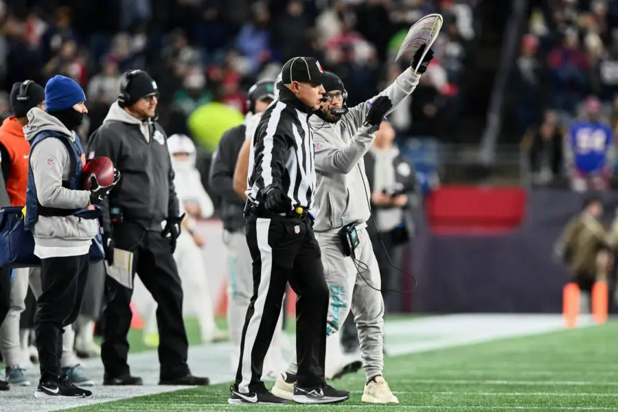 "Herb Hitting 5K Passing Yards Again": Los Angeles Chargers Fans ...