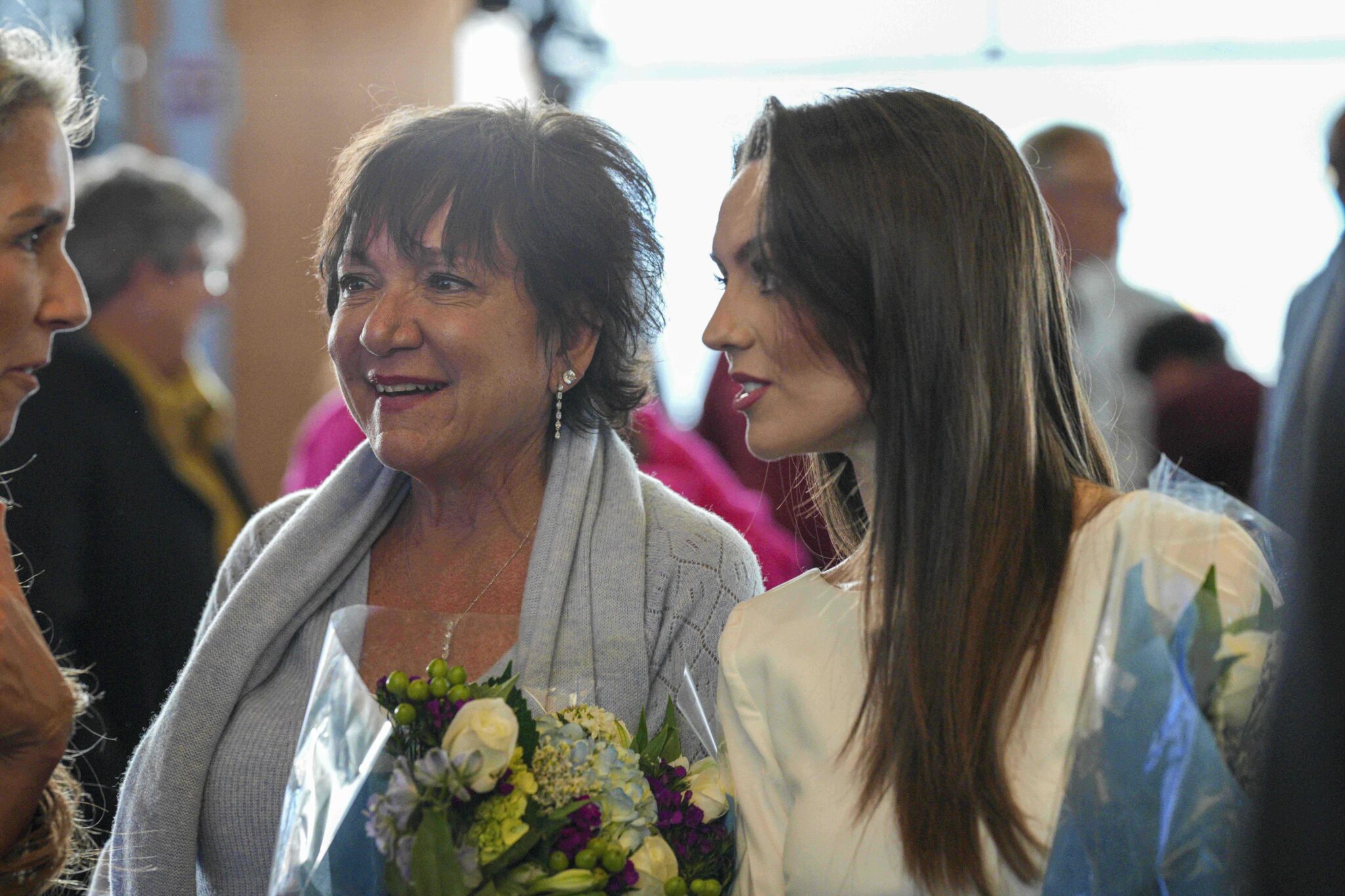 Bill Belichick Gets Snubbed By HOF And Girlfriend Jordon Hudson Throws ...